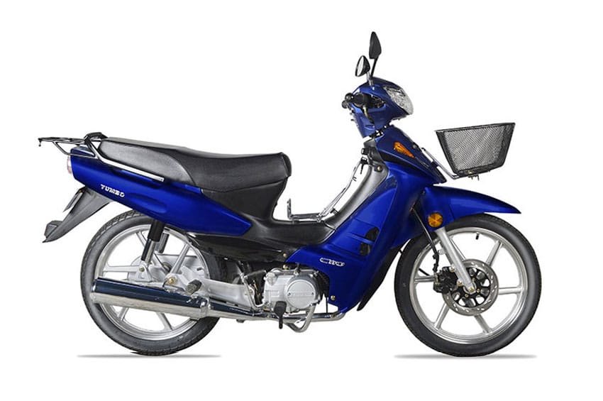 YUMBO C110 DLX – Julio Automóviles