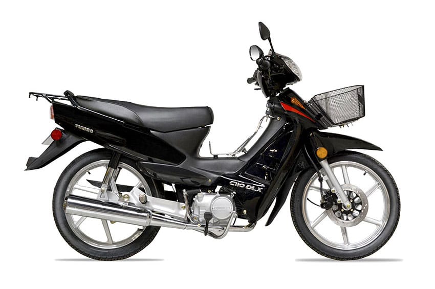 YUMBO C110 DLX – Julio Automóviles