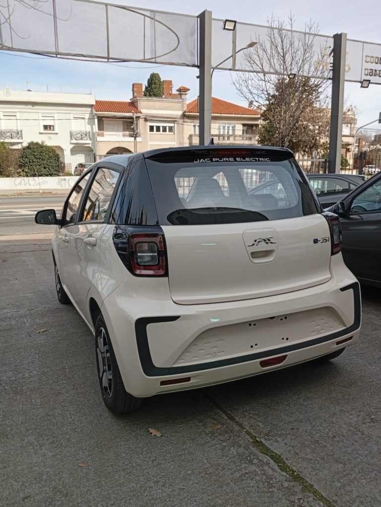 JAC E-S1 – Julio Automóviles