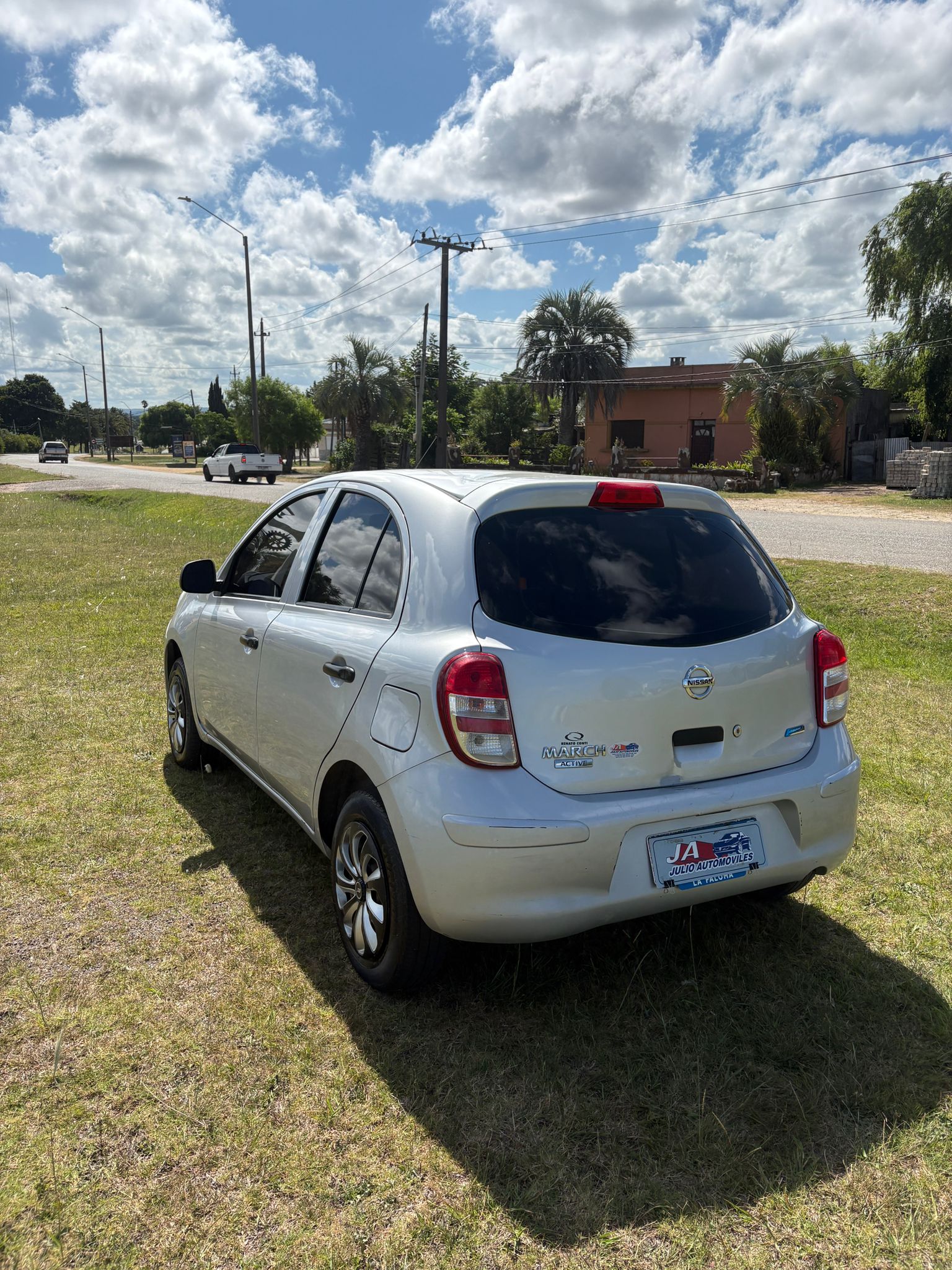 NISSAN MARCH ACTIVE MANUAL – Julio Automóviles