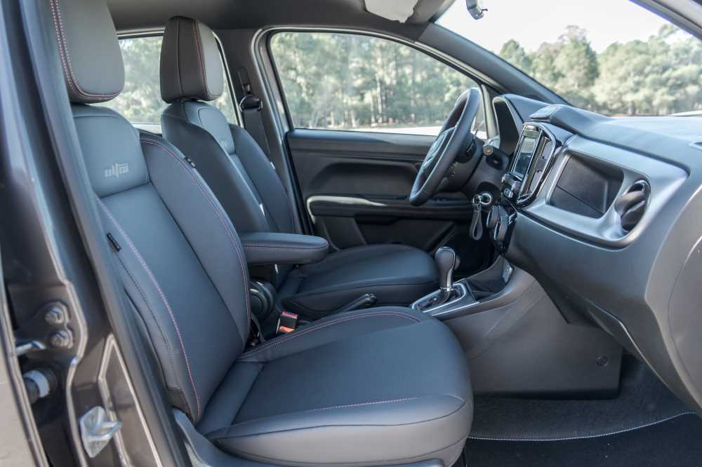 FIAT STRADA ULTRA – Julio Automóviles
