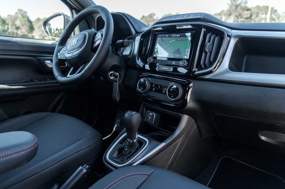 FIAT STRADA ULTRA – Julio Automóviles